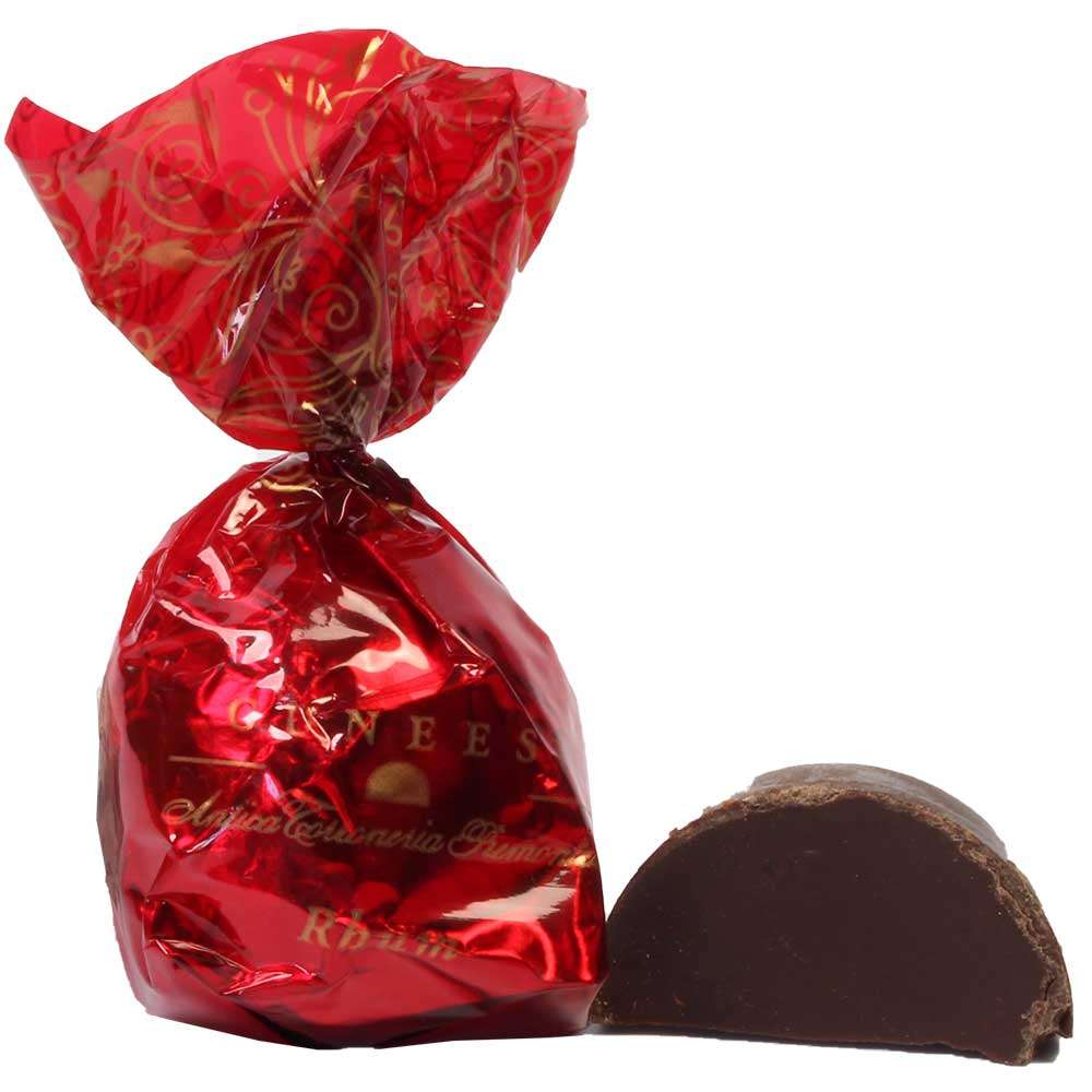 Cuneesi al Rhum - pralines au chocolat au rhum dans un sac